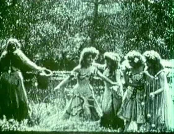 Sección visual de El lago encantado (C) - FilmAffinity