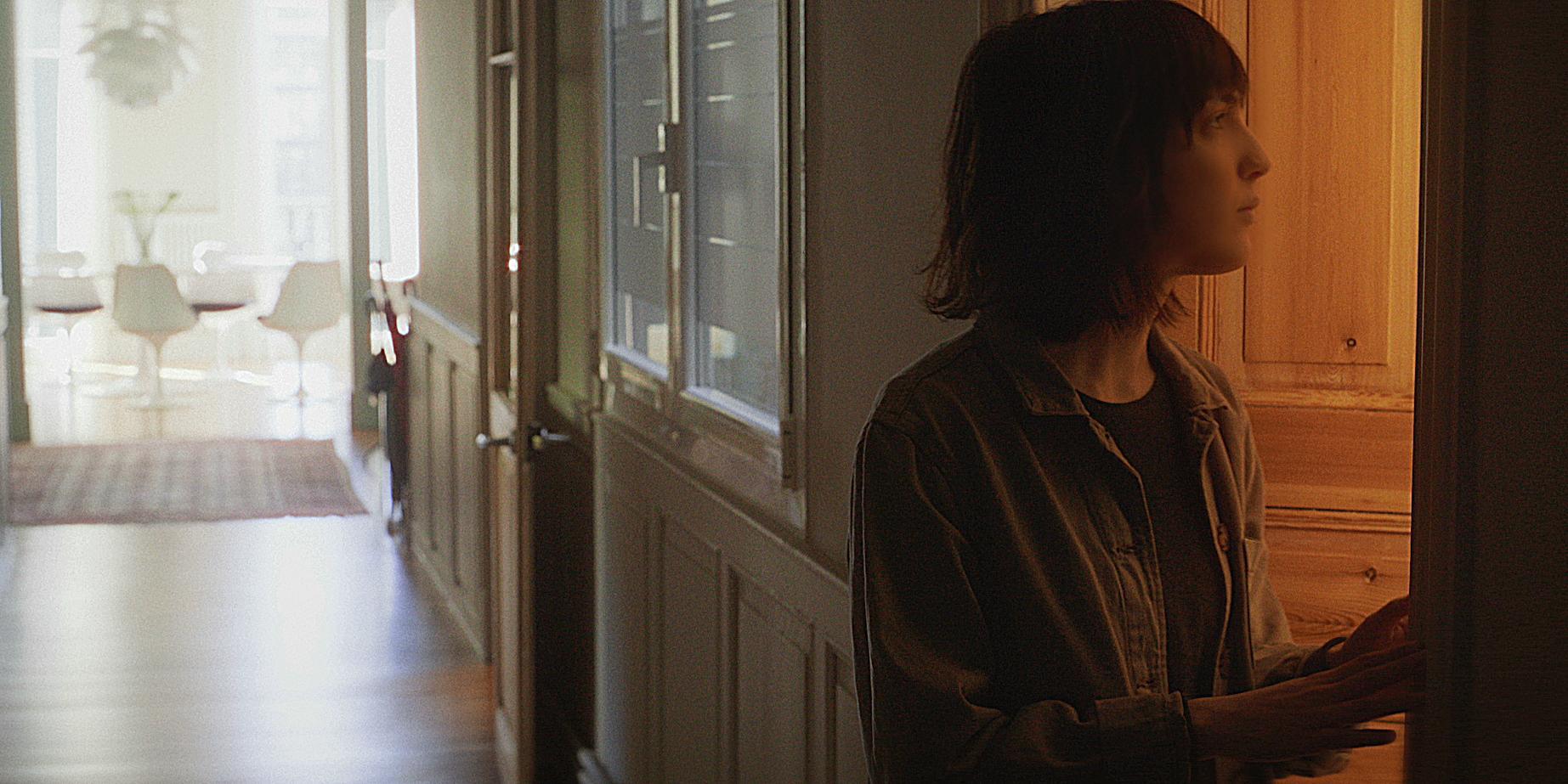 Image gallery for Ese mundo que no te da nada - FilmAffinity