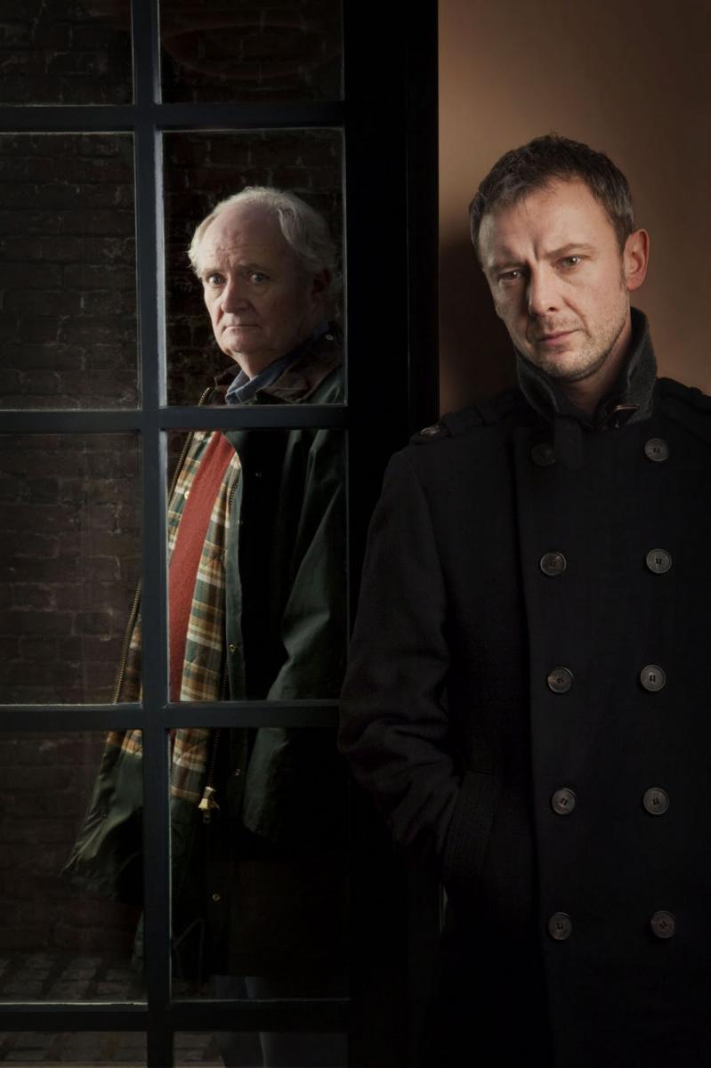 Sección visual de Exile (Miniserie de TV) - FilmAffinity