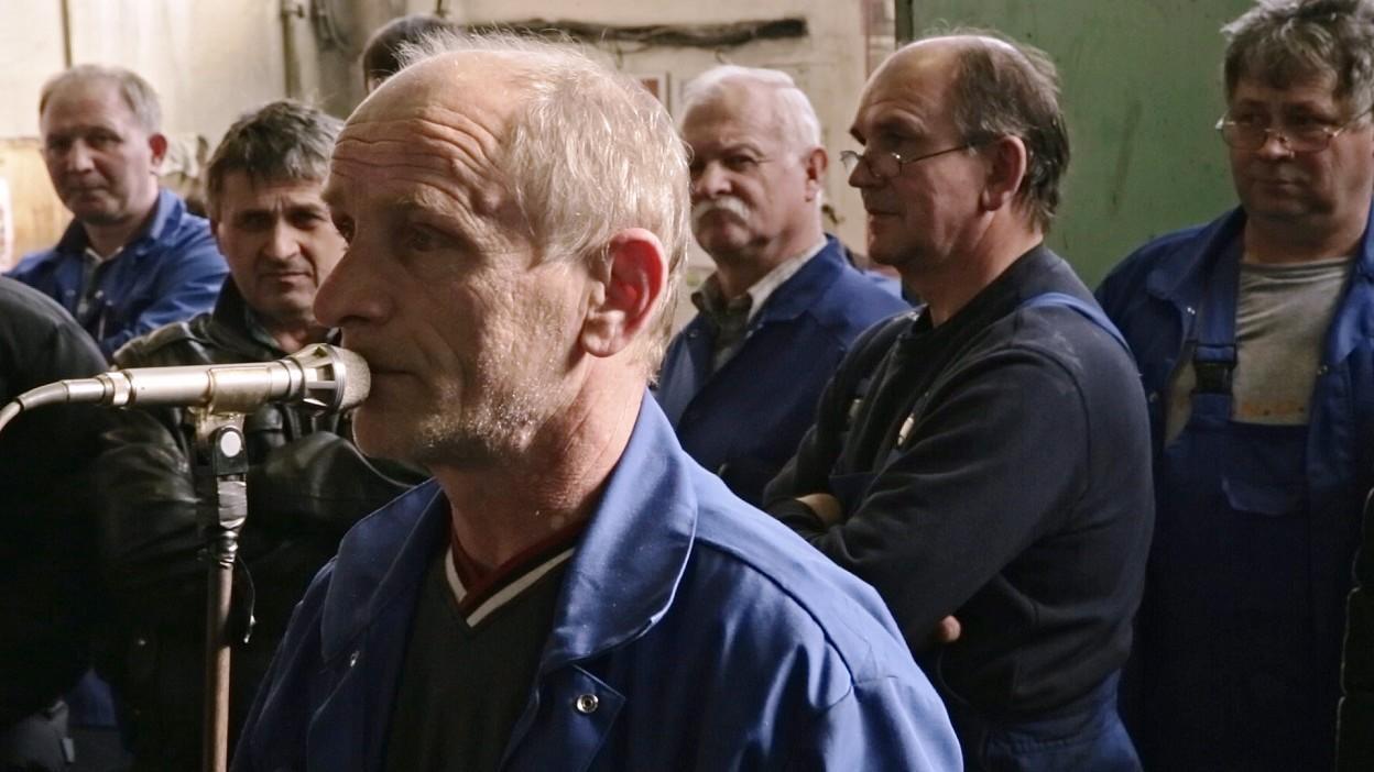 Image gallery for Factory to the Workers - FilmAffinity