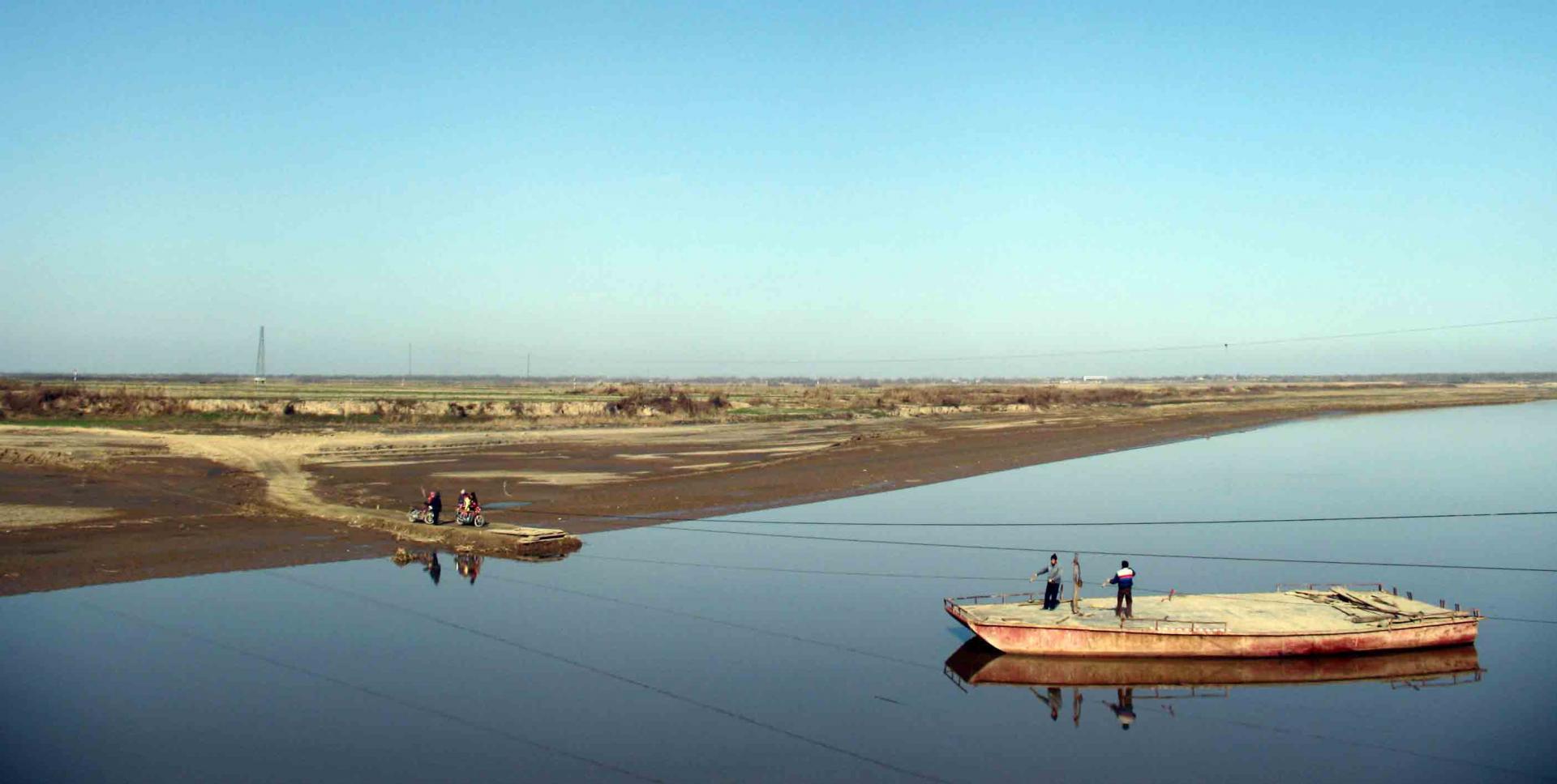 Image gallery for Flood - FilmAffinity