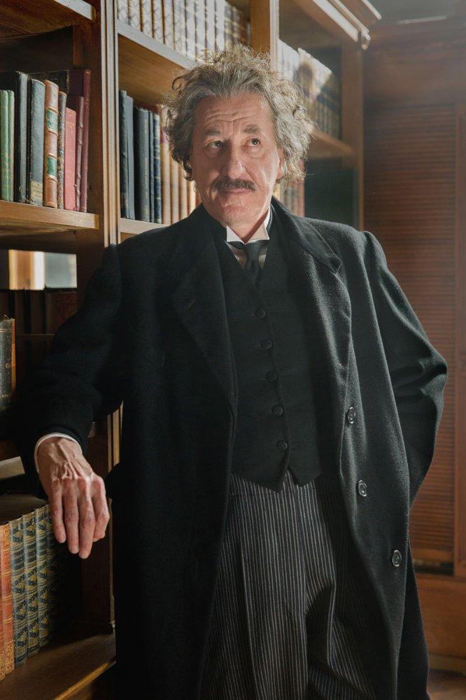 Sección visual de Genius: Einstein (Miniserie de TV) - FilmAffinity
