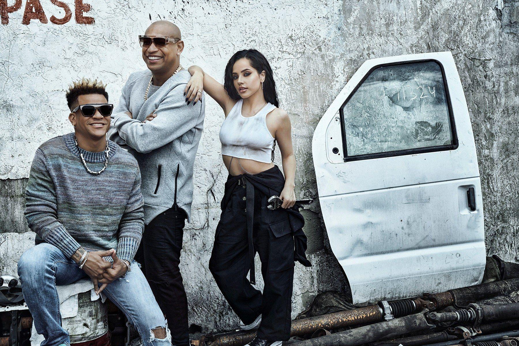 Sección visual de Gente de Zona & Becky G: Muchacha (Vídeo musical ...