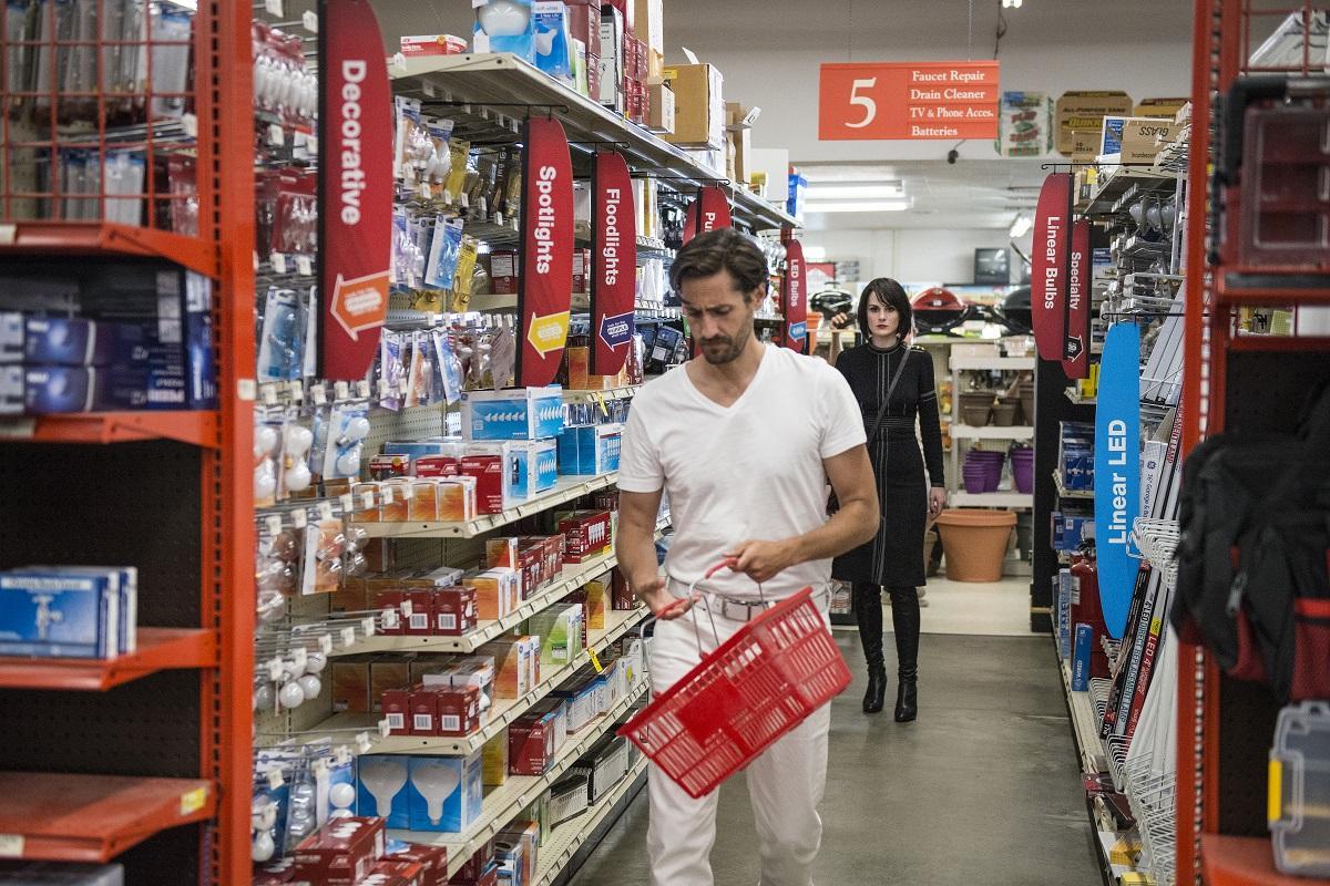 Image gallery for Good Behavior (TV Series) - FilmAffinity