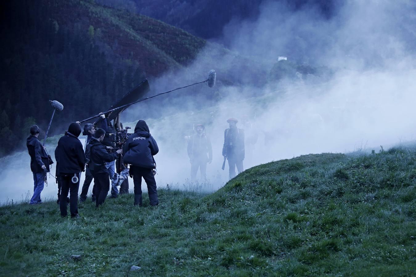 Sección visual de Handia - FilmAffinity