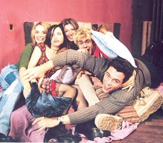 Sección visual de Happy House (Serie de TV) - FilmAffinity