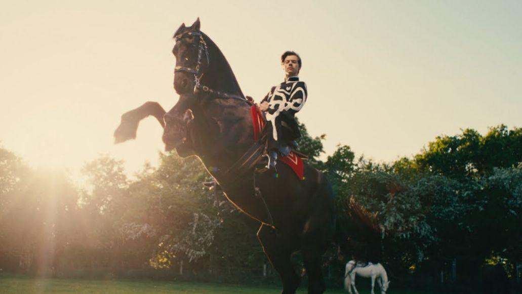 Sección visual de Harry Styles: Daylight (Vídeo musical) - FilmAffinity