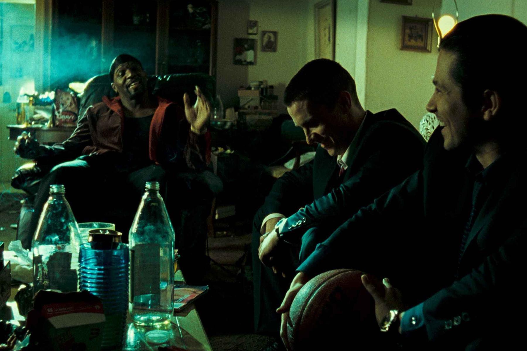 Sección visual de Tiempo para morir - FilmAffinity