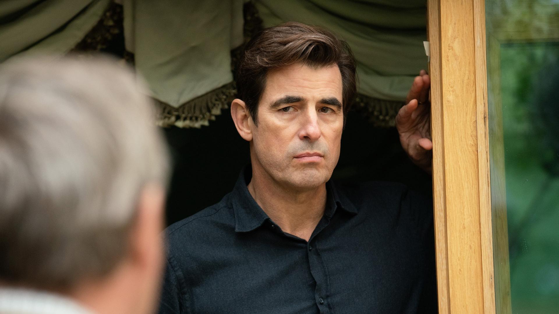 Sección visual de Hermanas hasta la muerte (Serie de TV) - FilmAffinity