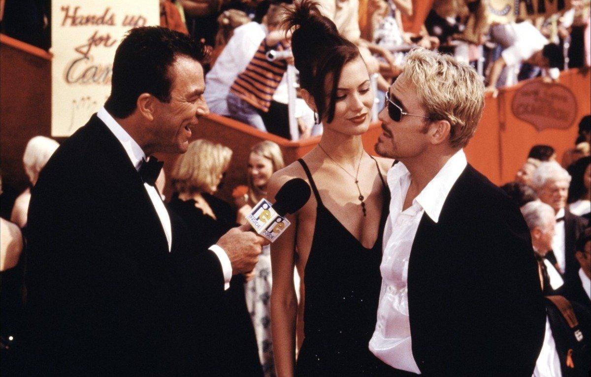 Image gallery for In & Out - FilmAffinity