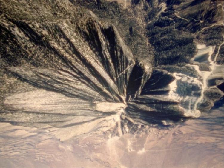Image gallery for In Search of Mount Analogue (S) - FilmAffinity