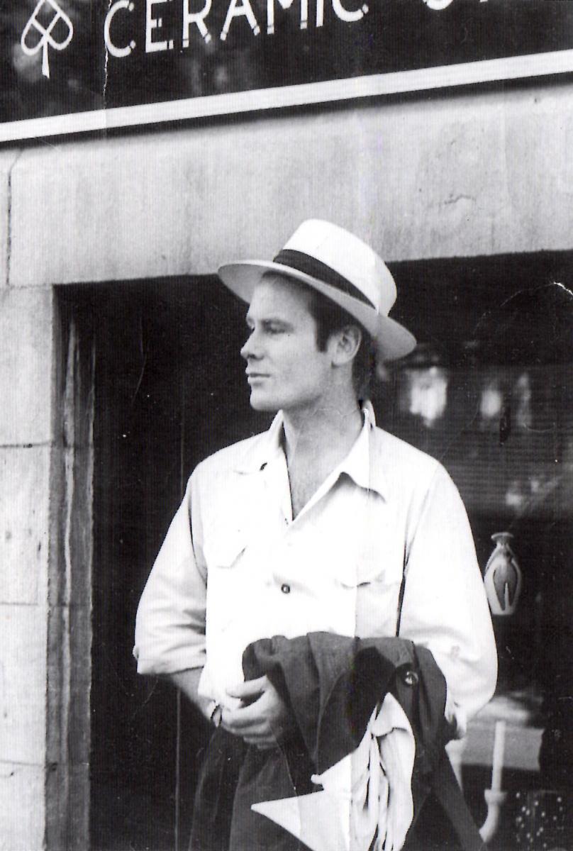 Image gallery for Jim Ritchie Sculptor (TV) - FilmAffinity