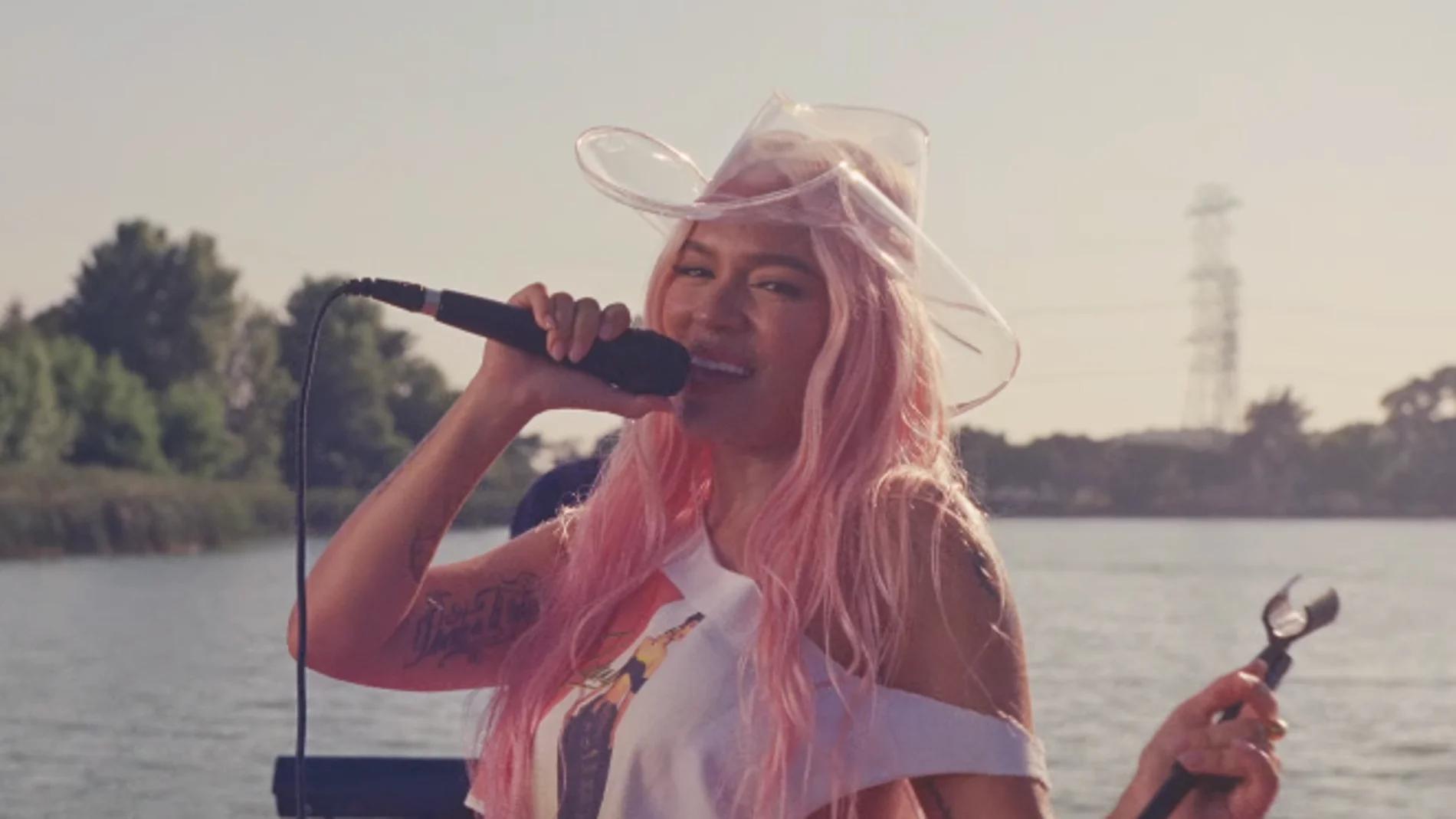 Image gallery for Karol G: Mi ex tenía razón (Music Video) - FilmAffinity