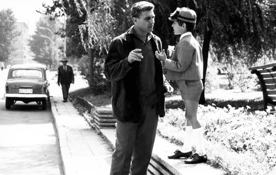 Image gallery for Knight Without Armour - FilmAffinity