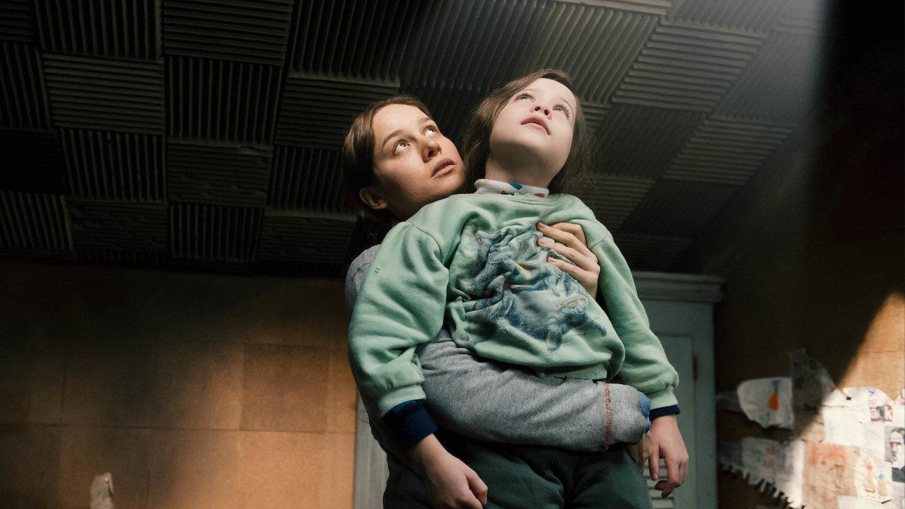 Sección visual de La habitación - FilmAffinity