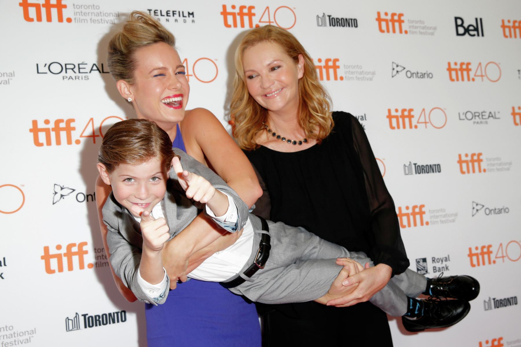 Sección visual de La habitación - FilmAffinity