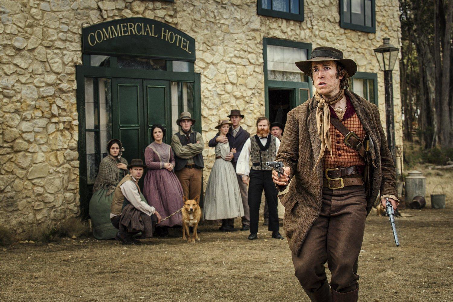 Sección visual de La leyenda de Ben Hall - FilmAffinity