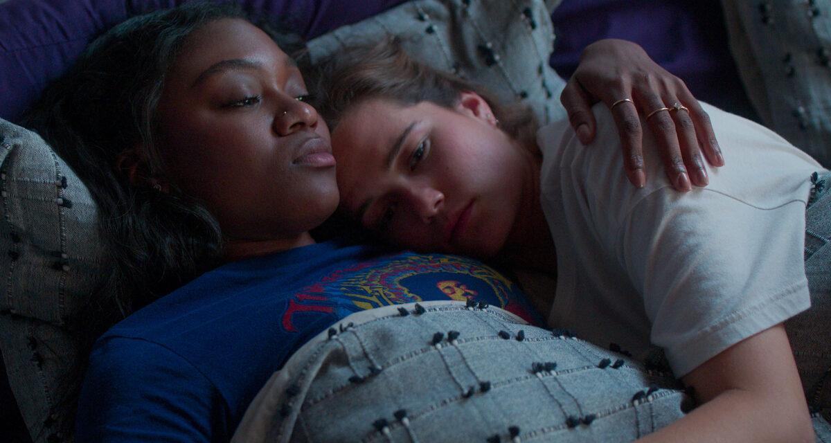 Sección visual de La primera muerte (Serie de TV) - FilmAffinity