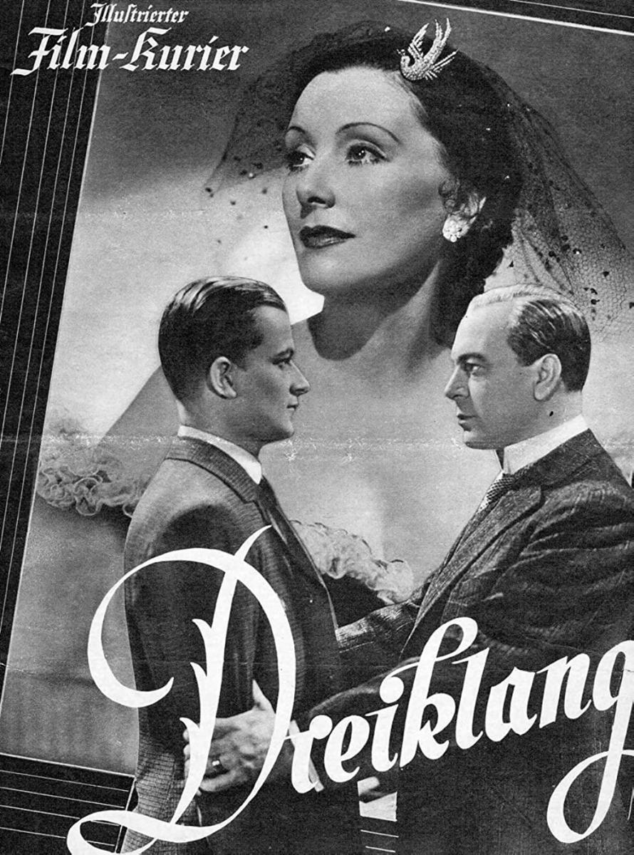 Sección visual de La tríada - FilmAffinity