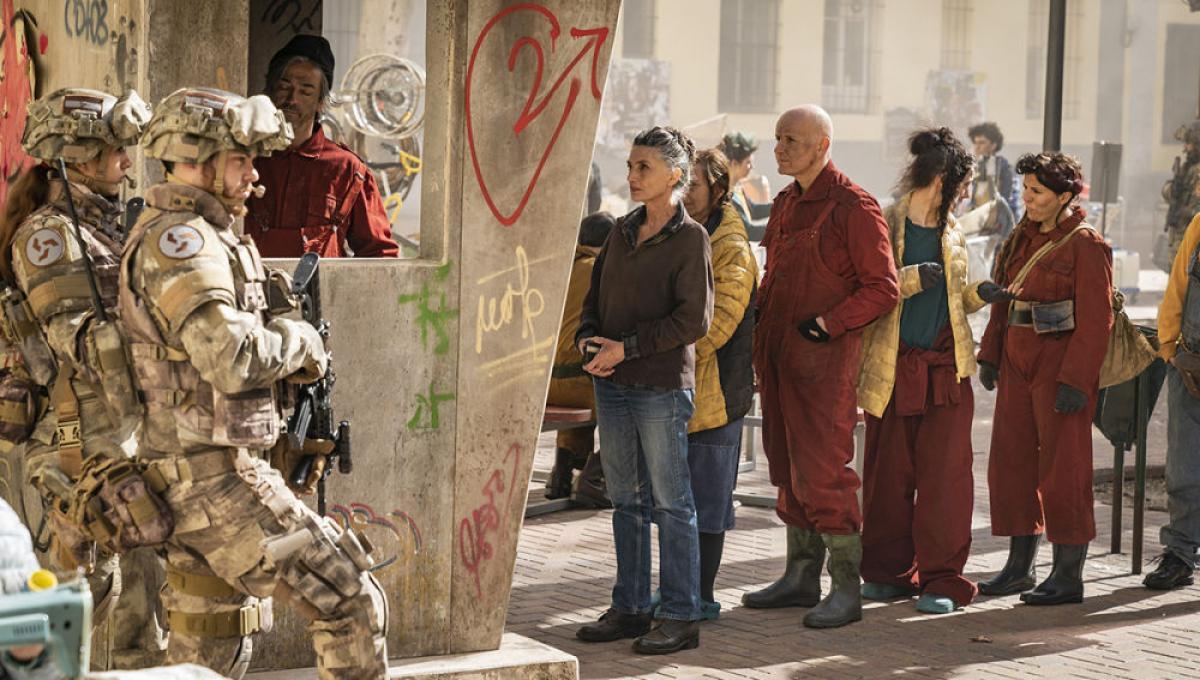 Sección visual de La valla (Serie de TV) - FilmAffinity