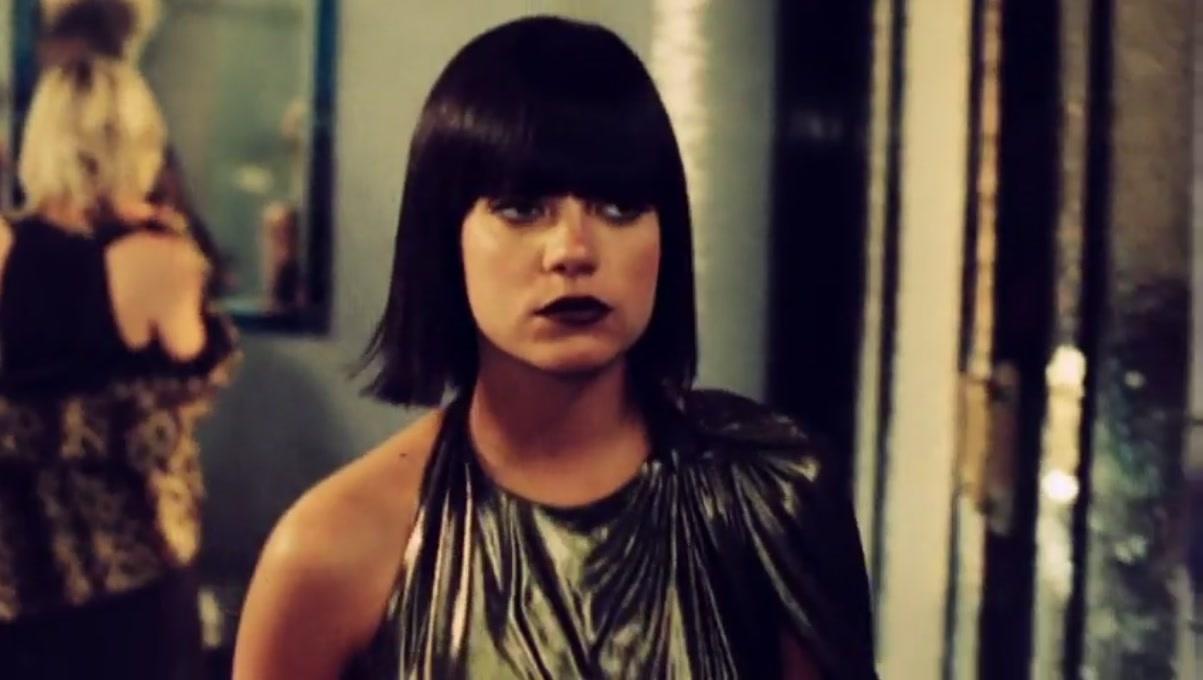 Image gallery for Lily Allen: 22 (Music Video) - FilmAffinity