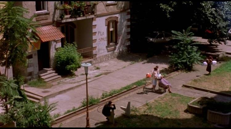 Sección visual de Loving Glances - FilmAffinity