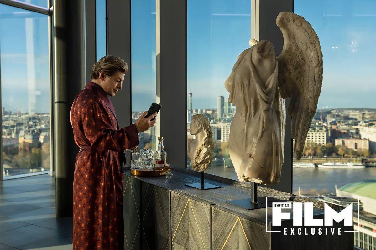 Sección visual de Luther: Cae la noche - FilmAffinity