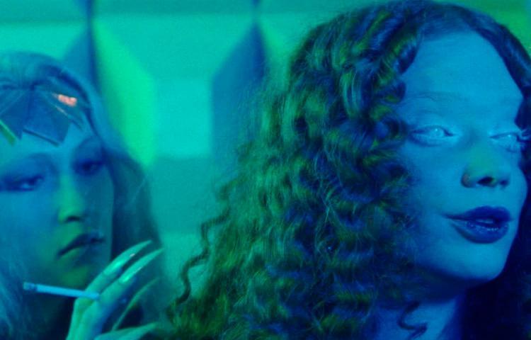 Image gallery for M83: Feelings (Music Video) - FilmAffinity