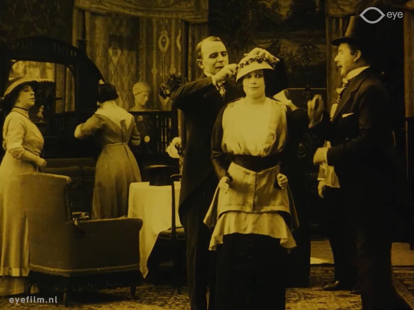 Image gallery for Maison Fifi - FilmAffinity