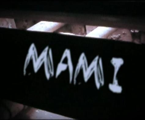 Sección visual de Mami (C) - FilmAffinity