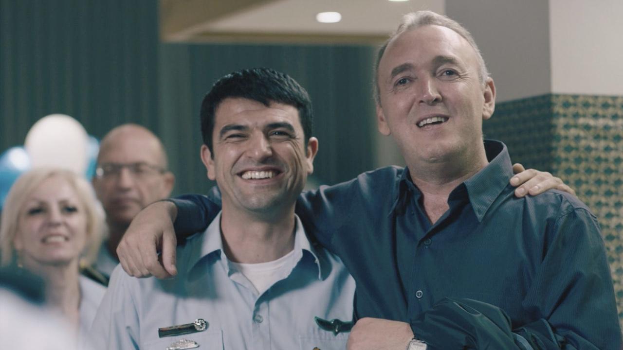 Sección visual de Manayek (Serie de TV) - FilmAffinity