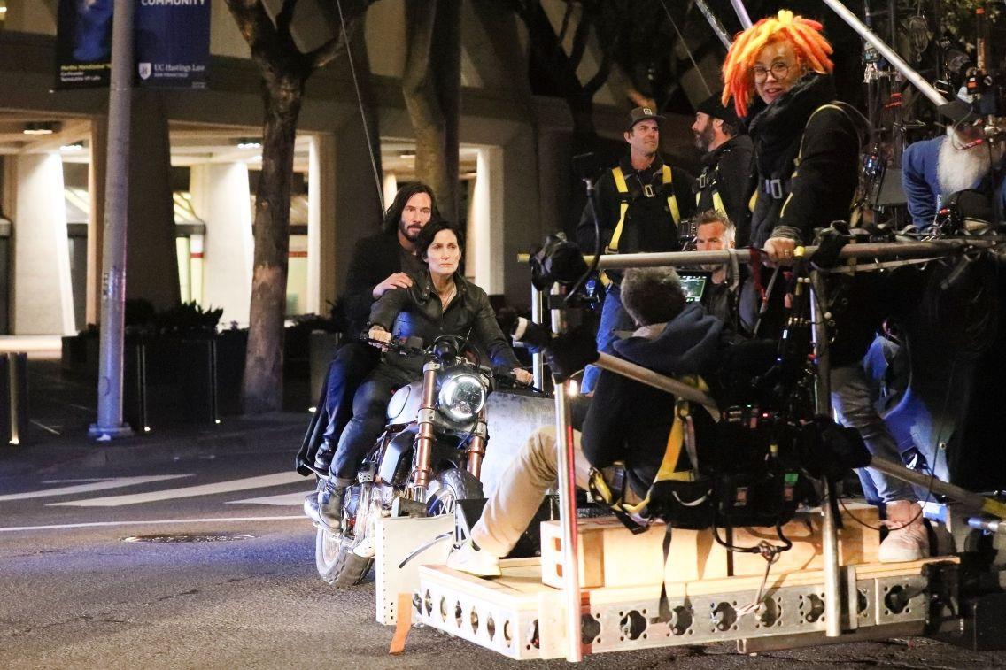 Sección visual de Matrix Resurrections - FilmAffinity