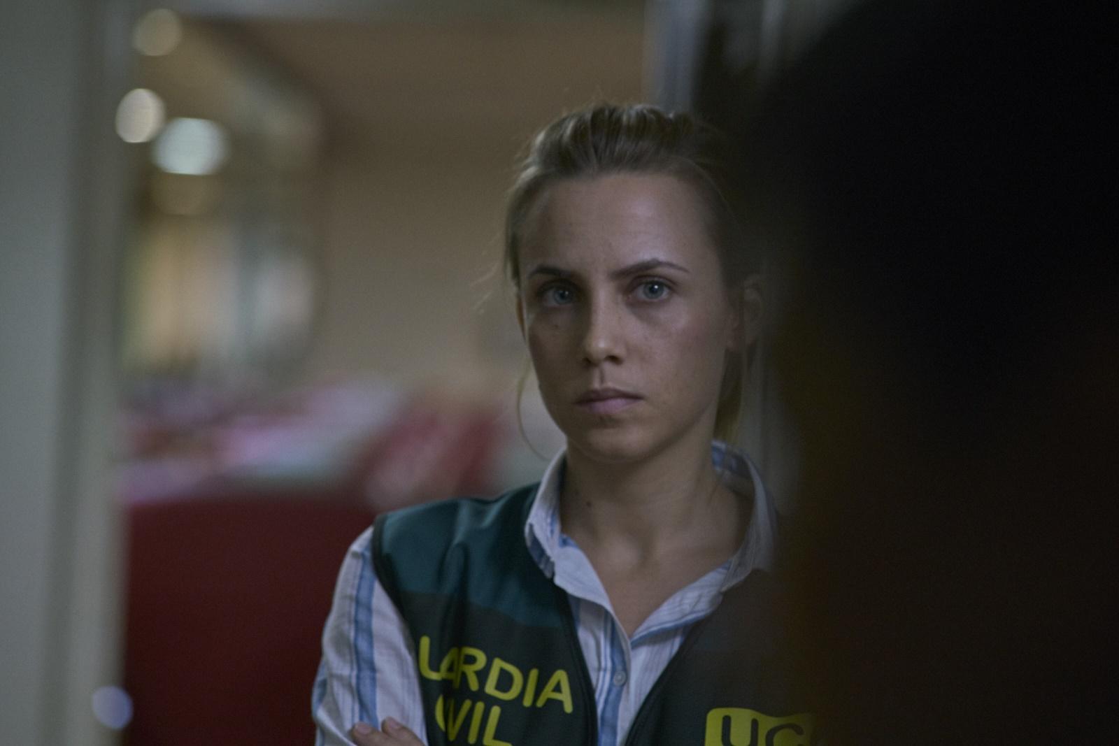 Image gallery for "Mist & the Maiden " - FilmAffinity