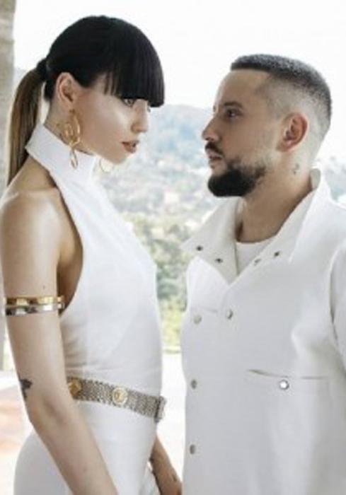 Image gallery for "Monatik & Nadya Dorofeeva: Gluboko... (Music Video)" - FilmAffinity