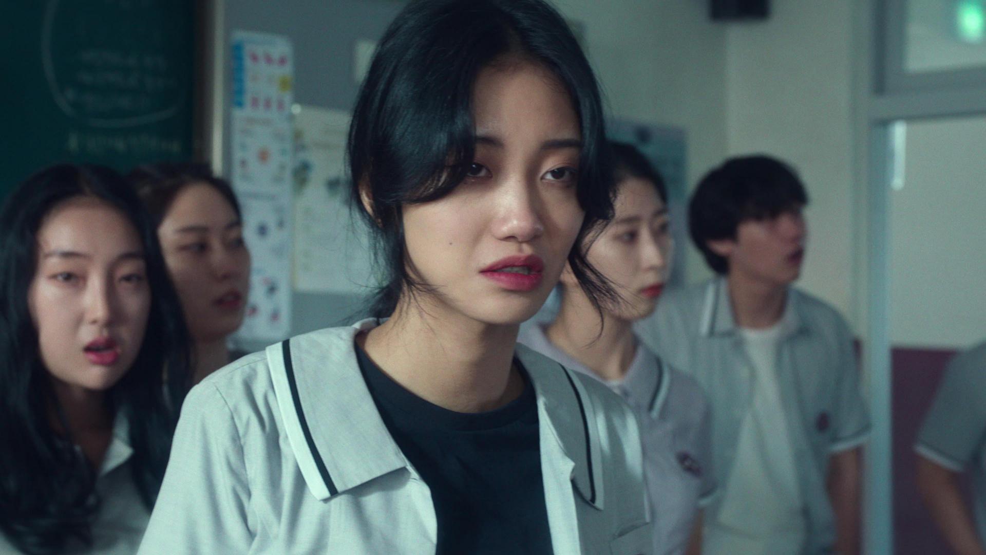 Sección visual de Moving (Serie de TV) - FilmAffinity