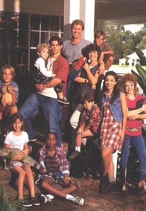 Sección visual de Noé y familia (Serie de TV) - FilmAffinity
