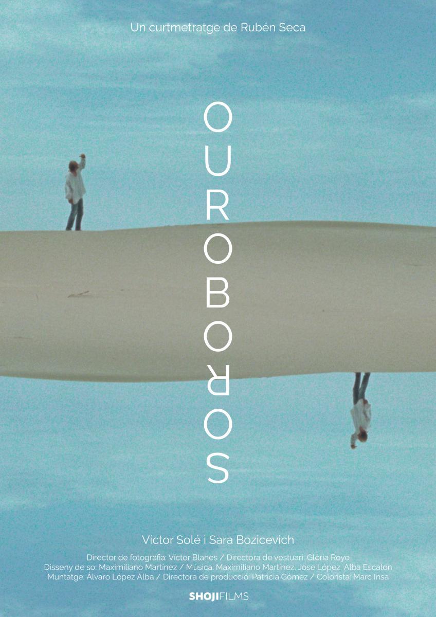 Sección visual de Ouroboros (C) - FilmAffinity