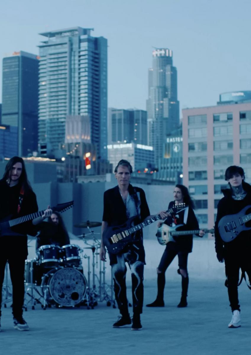 Sección visual de Polyphia feat. Steve Vai: Ego Death (Vídeo musical ...