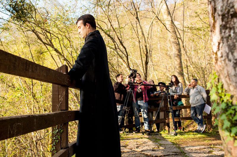 Sección visual de Poveda - FilmAffinity