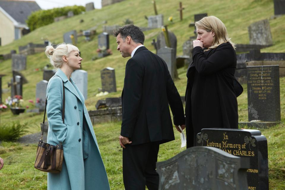 Sección visual de Requiem (Miniserie de TV) - FilmAffinity