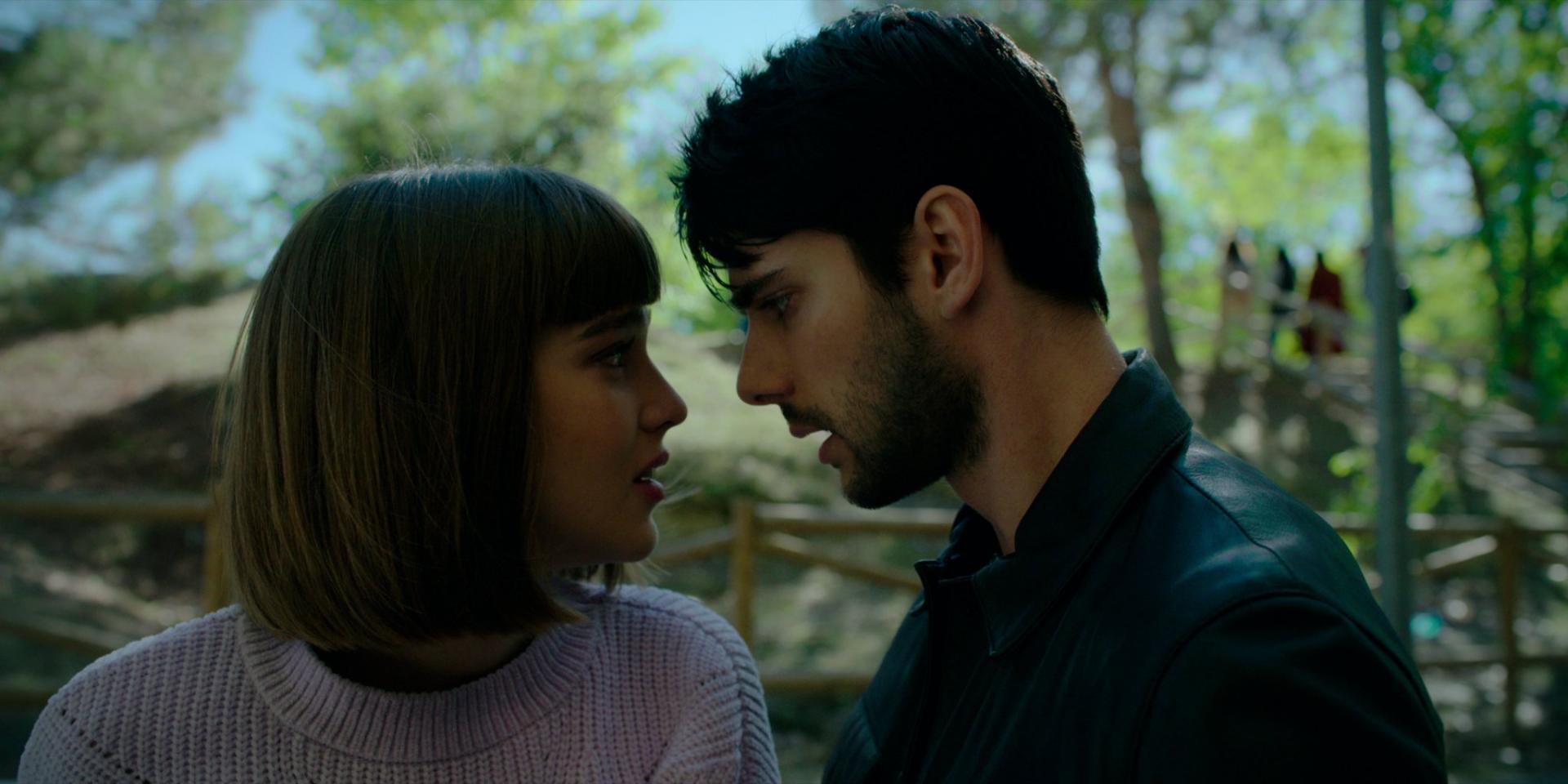 Sección visual de Sagrada familia (Miniserie de TV) - FilmAffinity