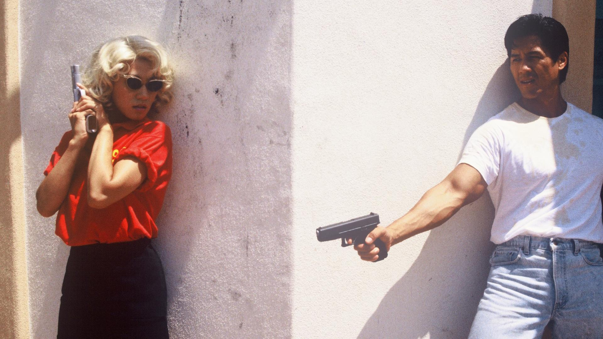 Image gallery for Shopping for Fangs - FilmAffinity