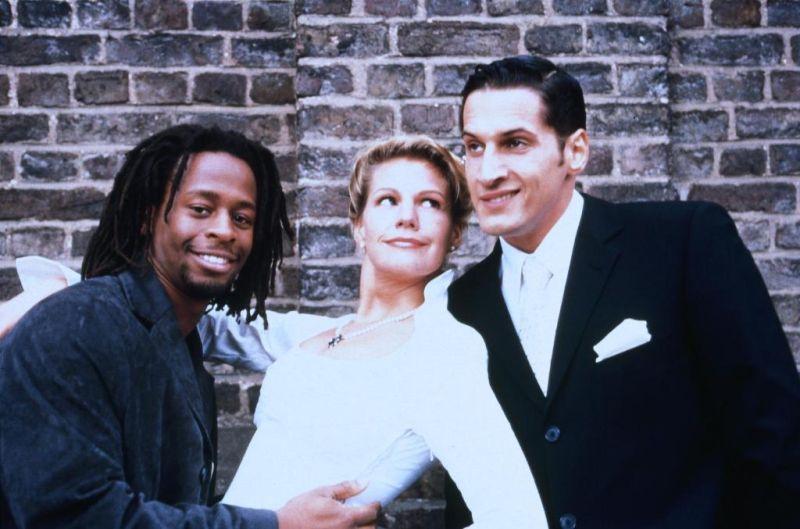 Sección visual de Siete dias al azar (TV) - FilmAffinity