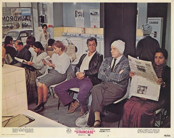 Image gallery for Staircase - FilmAffinity