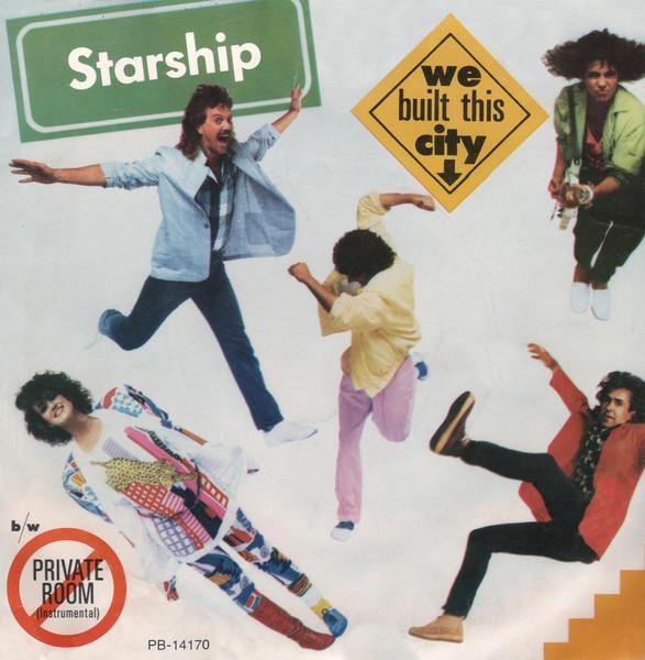 Sección visual de Starship: We Built This City (Vídeo musical ...