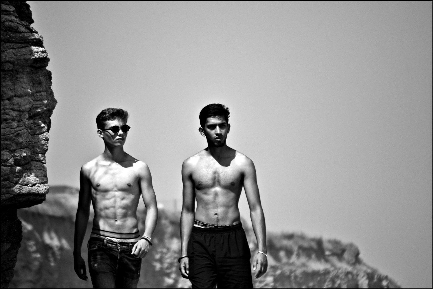 Sección visual de Taro (C) - FilmAffinity