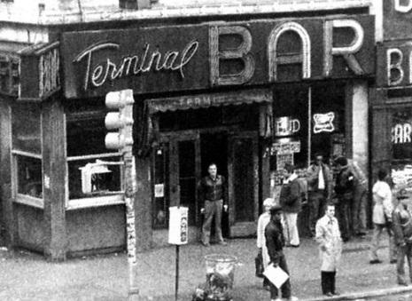 Sección visual de Terminal Bar (C) - FilmAffinity