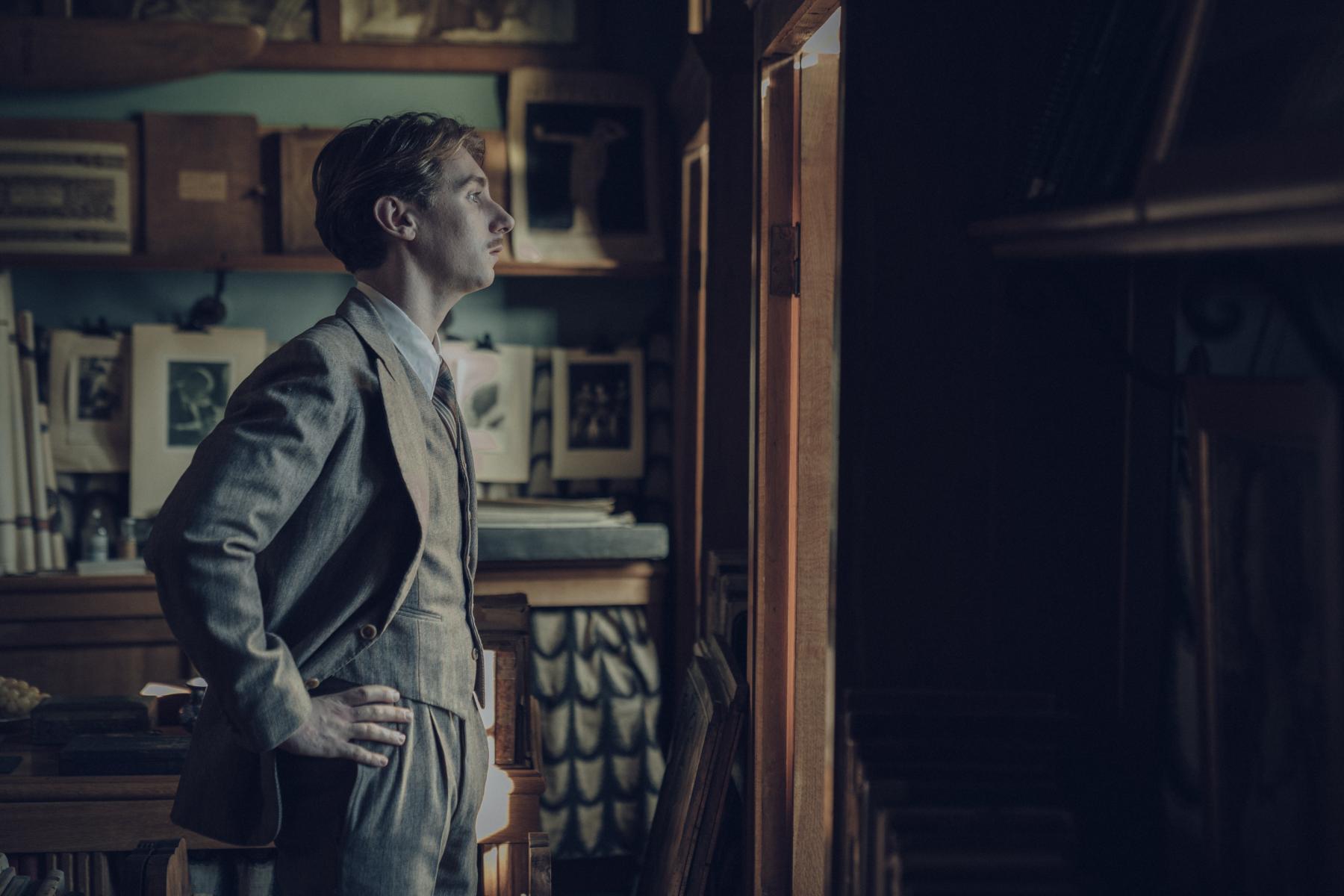 Image gallery for The Bad Poet - FilmAffinity