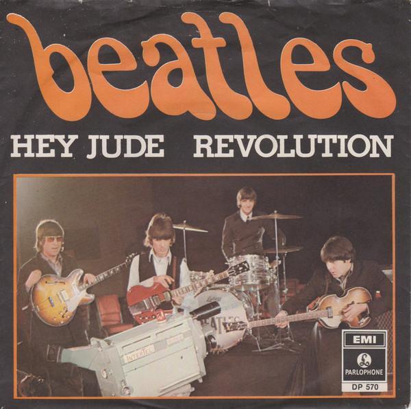 Sección visual de The Beatles: Revolution (Vídeo musical) - FilmAffinity
