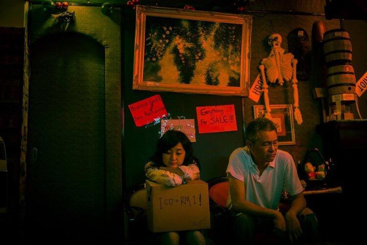 Image gallery for The Beautiful Losers (S) - FilmAffinity